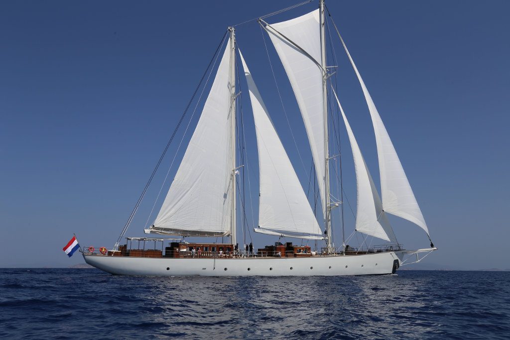 Rhea - Blue Planet Sail